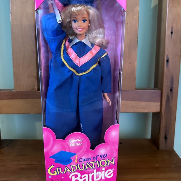 Mattel | Toys | Vintage 995 96 Graduation Barbie Nwt | Poshmark